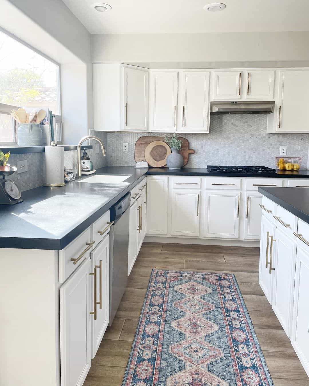 30 Beautiful Kitchen Rug Ideas for Every Style