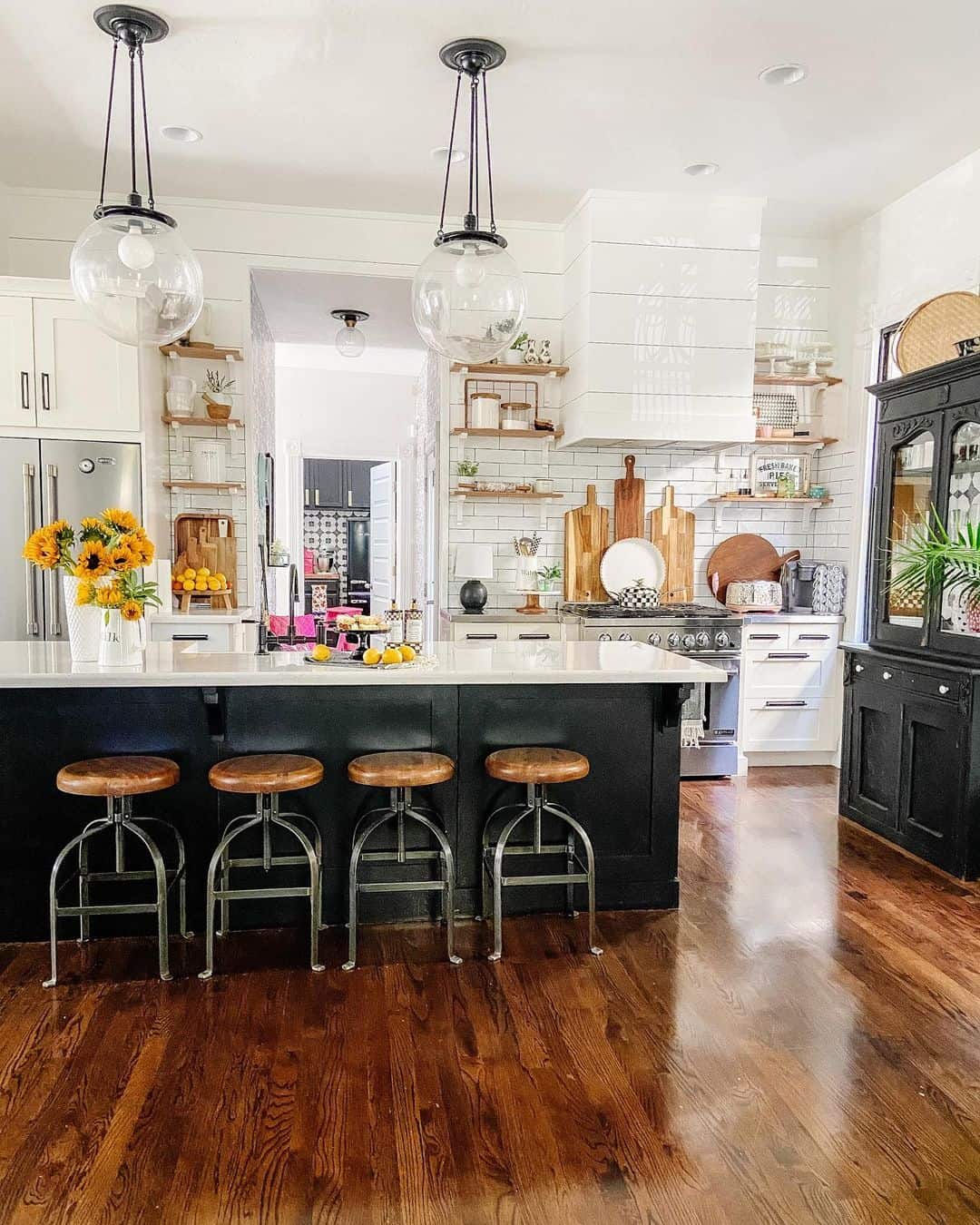 30 Simple and Charming Breakfast Bar Ideas You Can’t Miss
