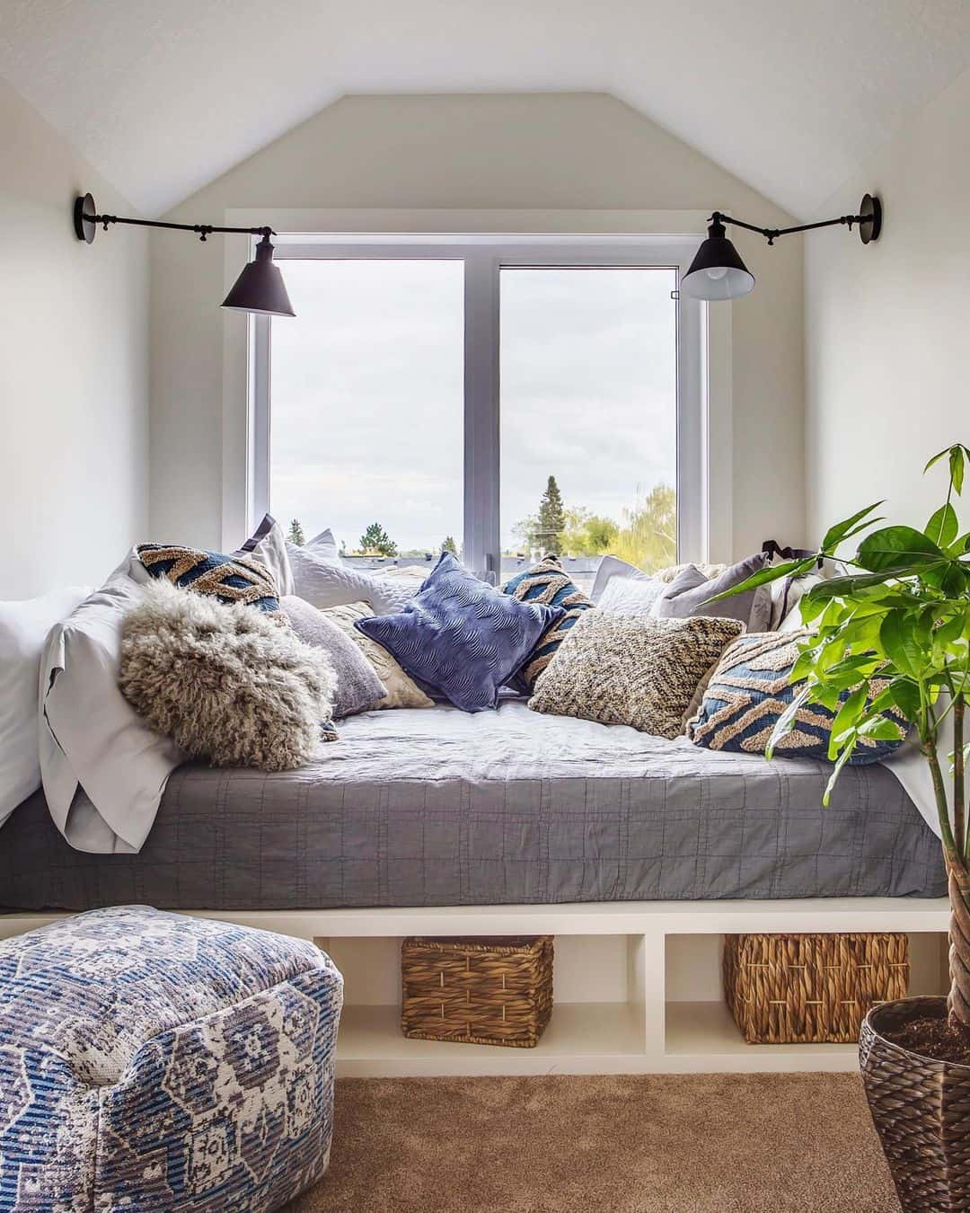 21 Modern Bed In Front Of Window Ideas To Cozy-Up Your Bedroom