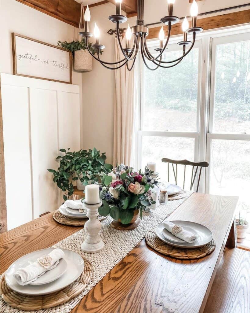 30 Everyday Table Setting Ideas to Enhance Your Meal