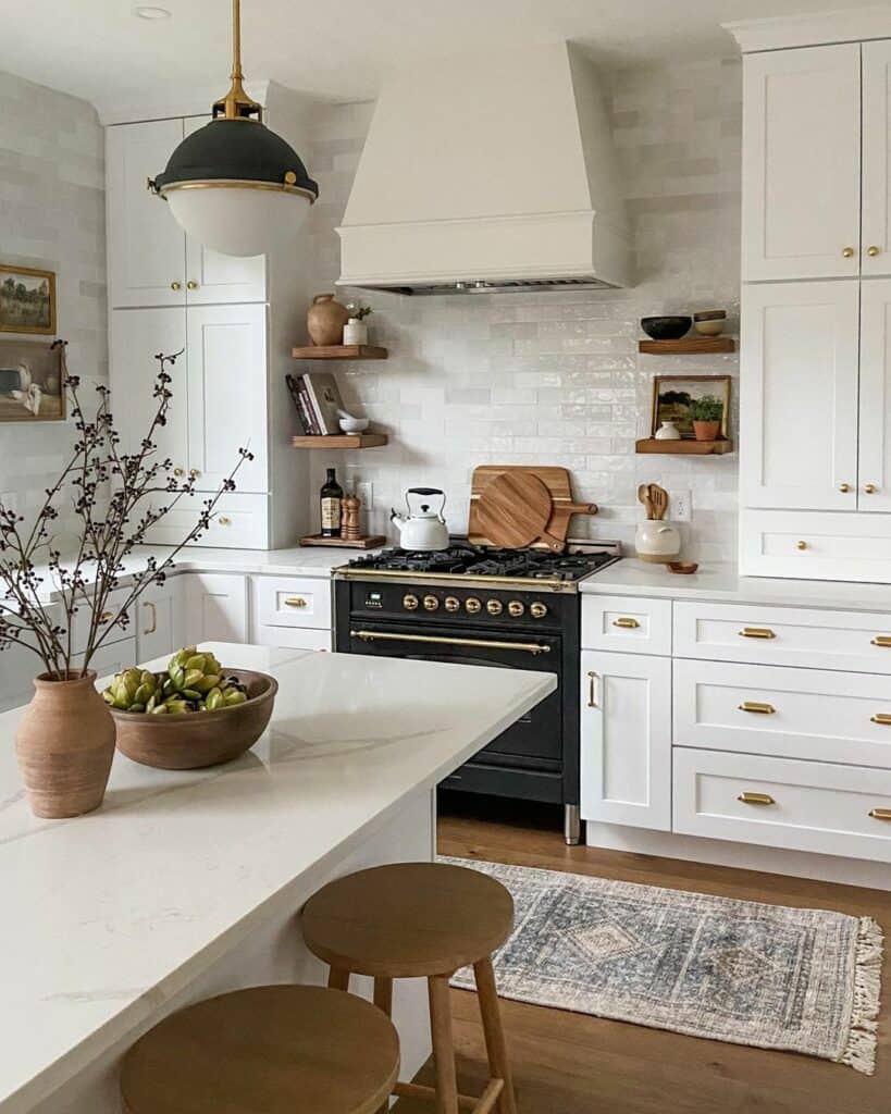 35 White Range Hood Ideas to Complement Any Kitchen