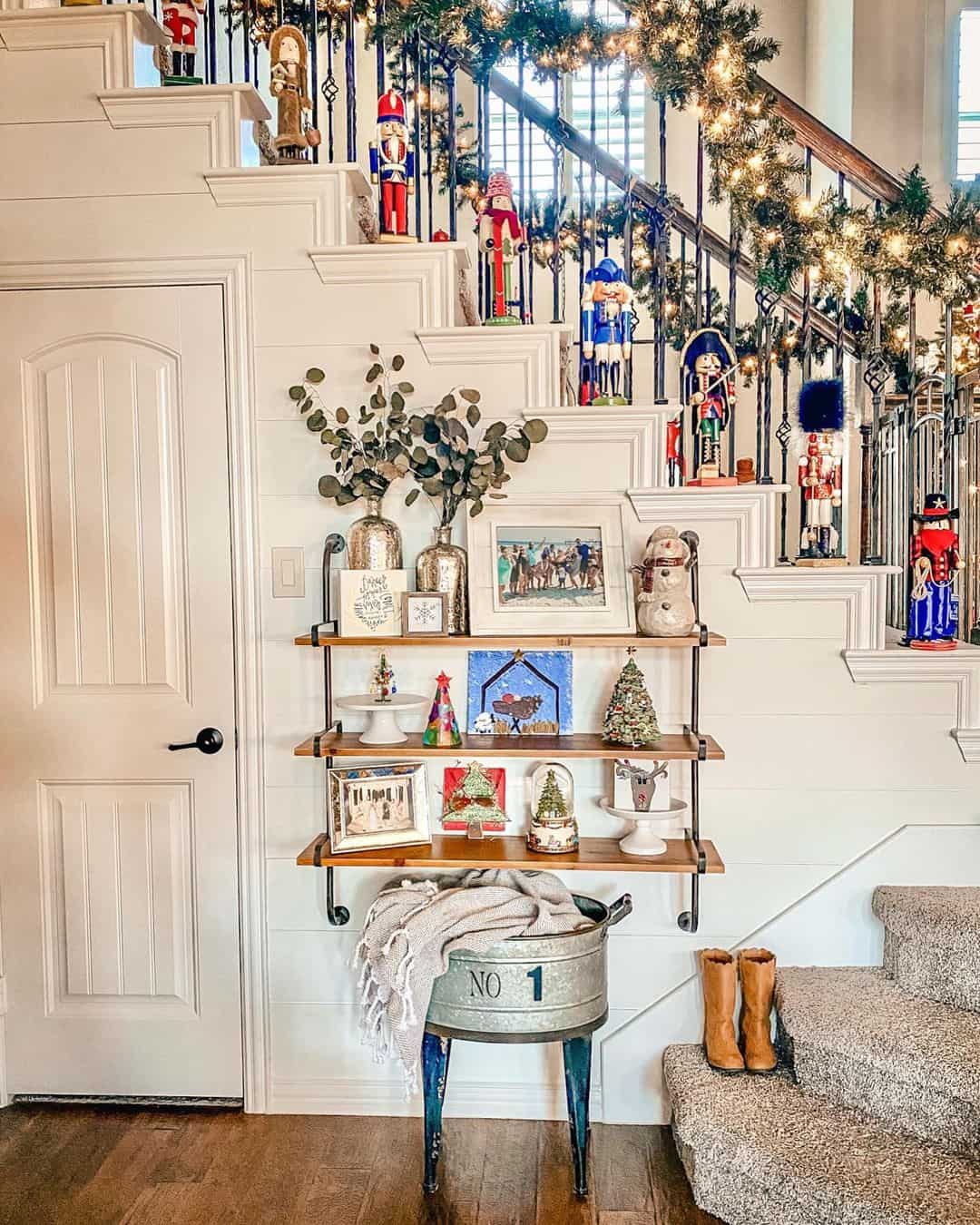 33 Ideas to Incorporate Nutcrackers into Your Christmas Display