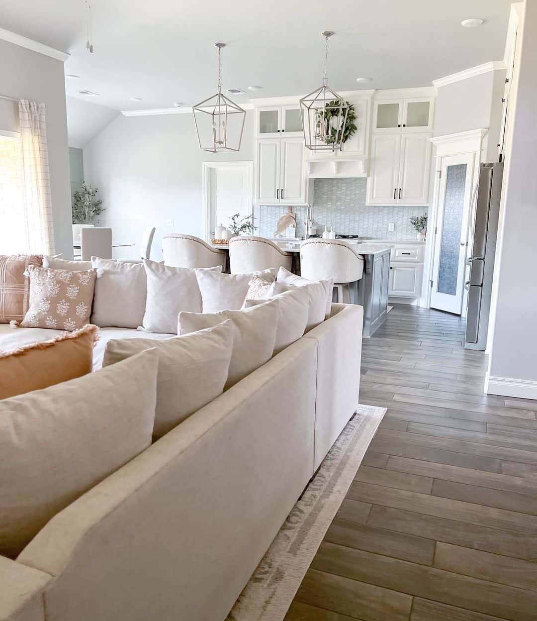 30 Sectional Living Room Layout Ideas For a Cozy Space