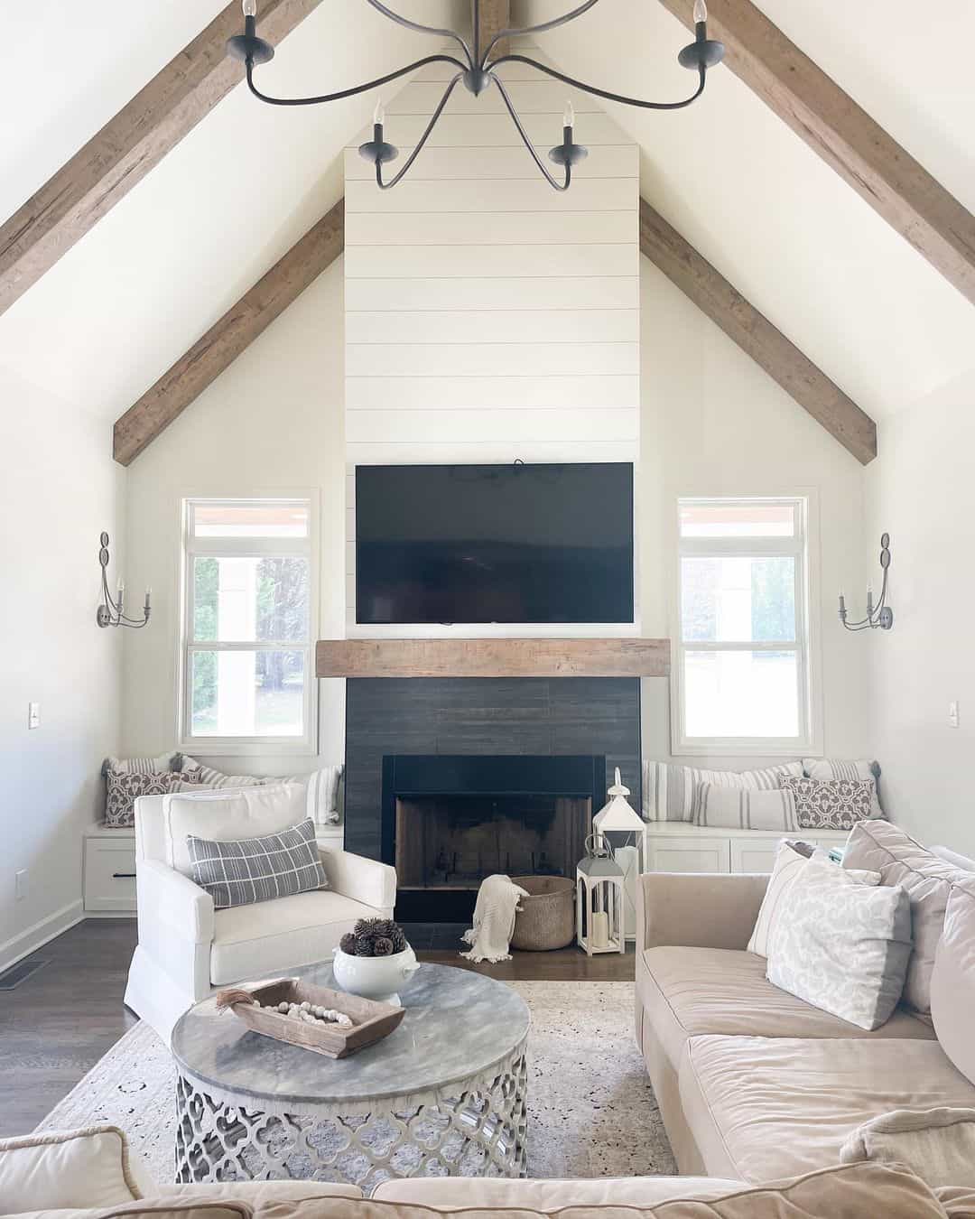 34 Fabulous Decorative Ceiling Beams Ideas to Add Dimension