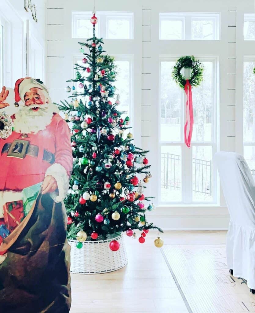 35 Vintage Christmas Decorations That Are Actually Timeless