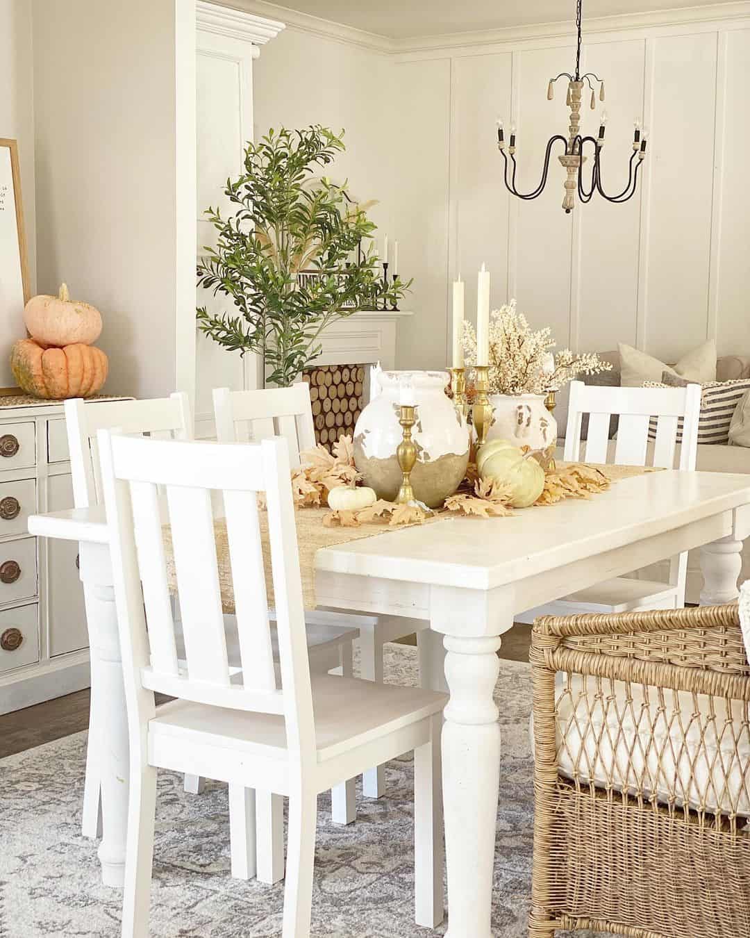 31 Dining Table Décor Ideas to Elevate Your Dinner Parties