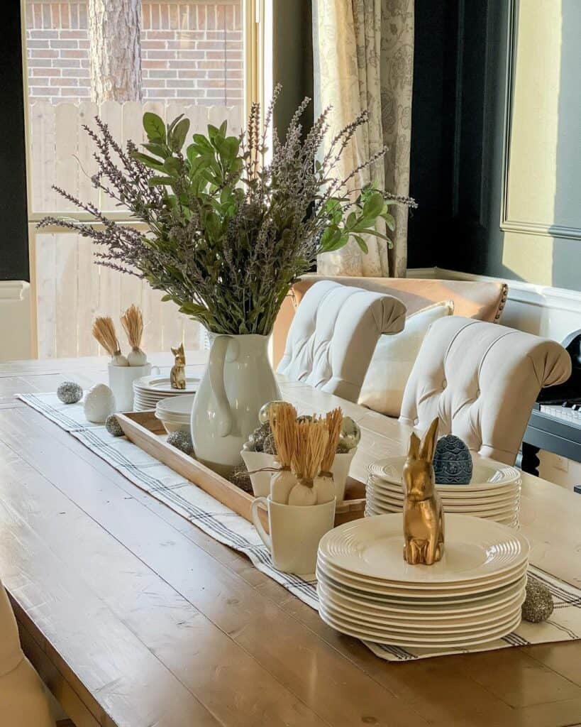 31 Dining Table Décor Ideas to Elevate Your Dinner Parties