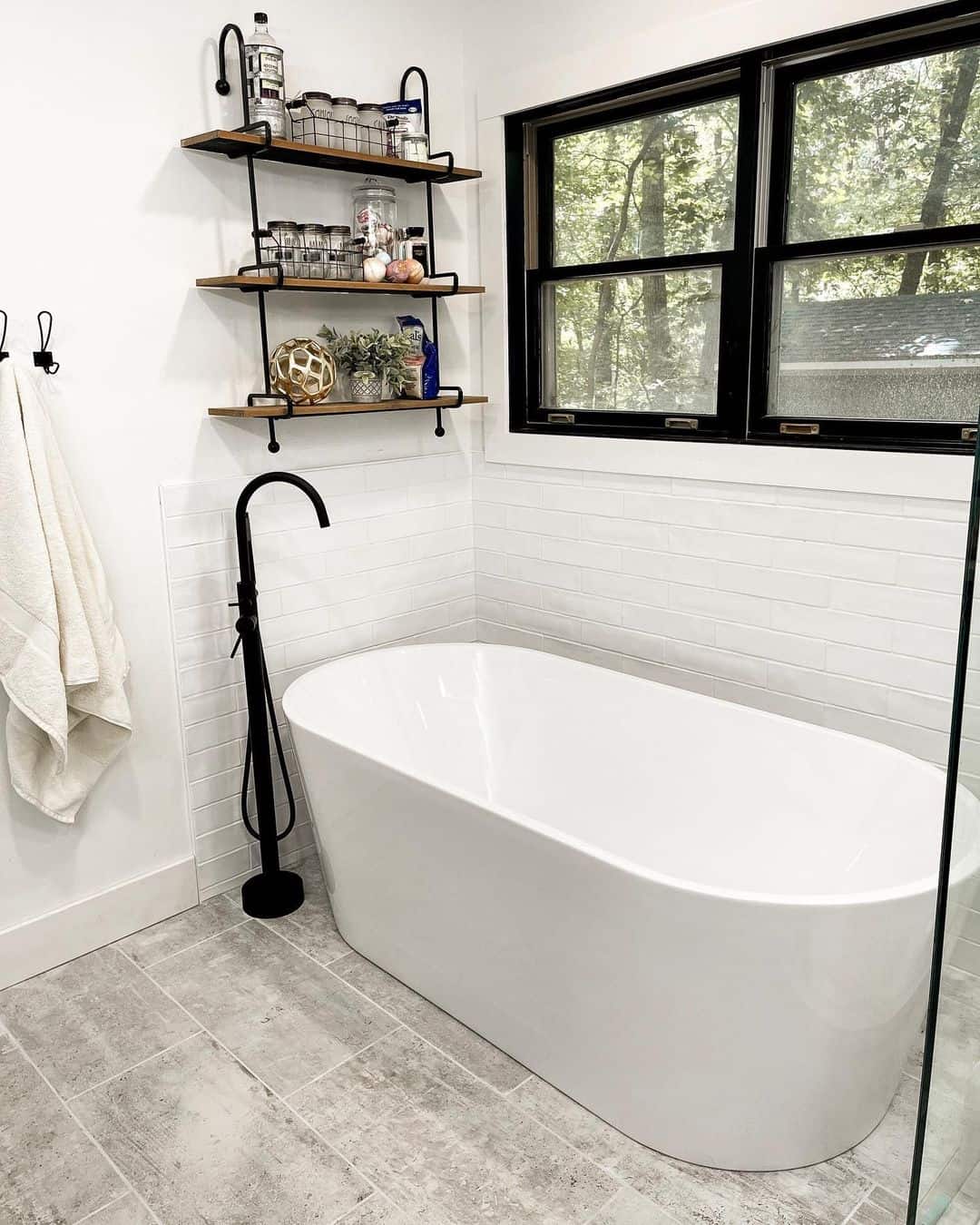 26 Design Inspirations for a Freestanding Tub With Shower