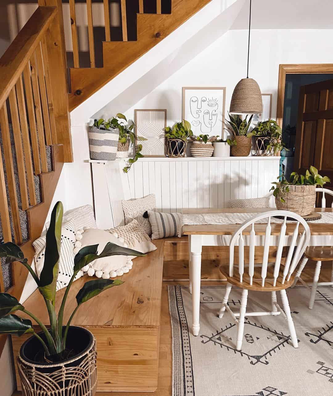 25 Cozy Breakfast Nook Benches That Will Make You Linger