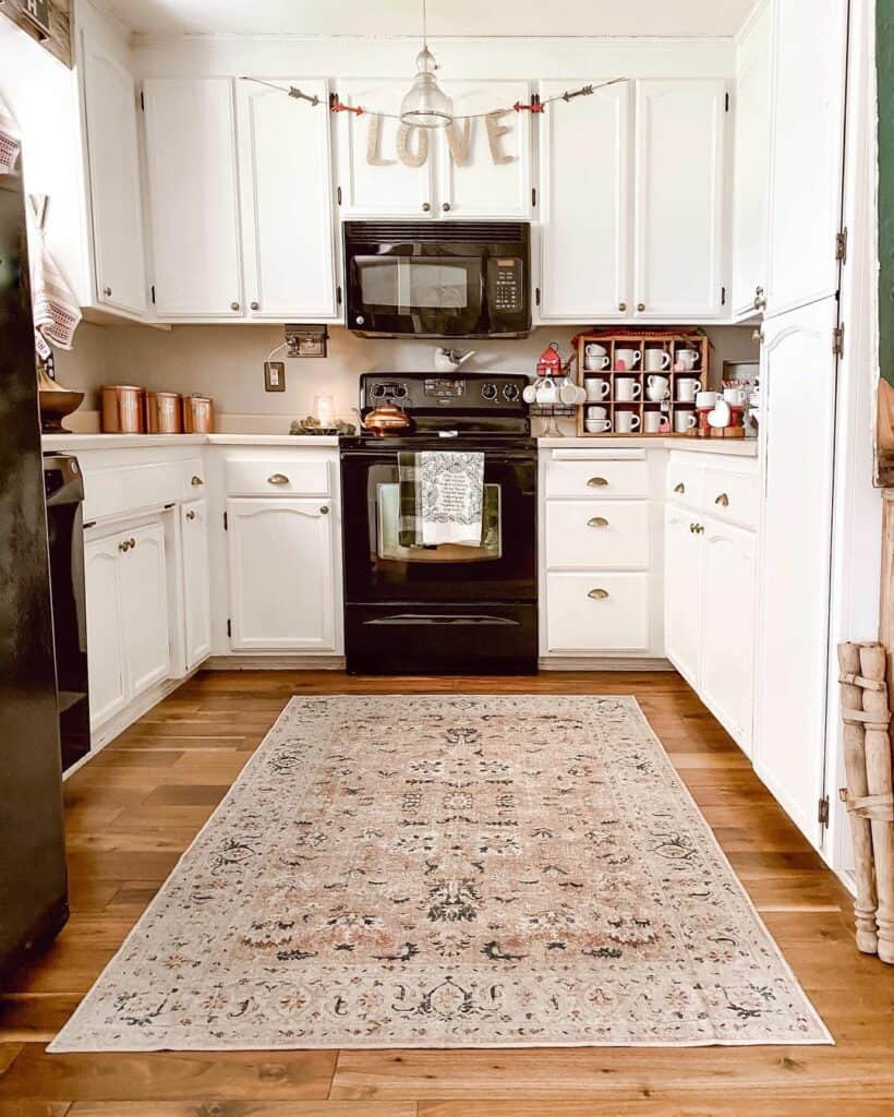 30 Beautiful Kitchen Rug Ideas for Every Style