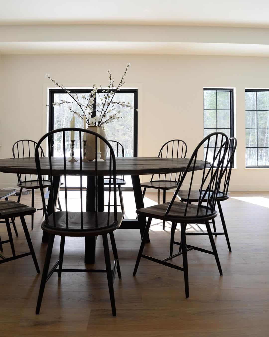 30 Spectacular Round Dining Table Centerpiece Ideas to Enhance Your Home