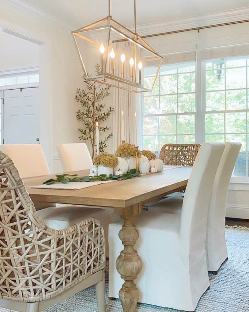 27 Luxurious Dining Room Gold Chandelier Ideas You’ll Love