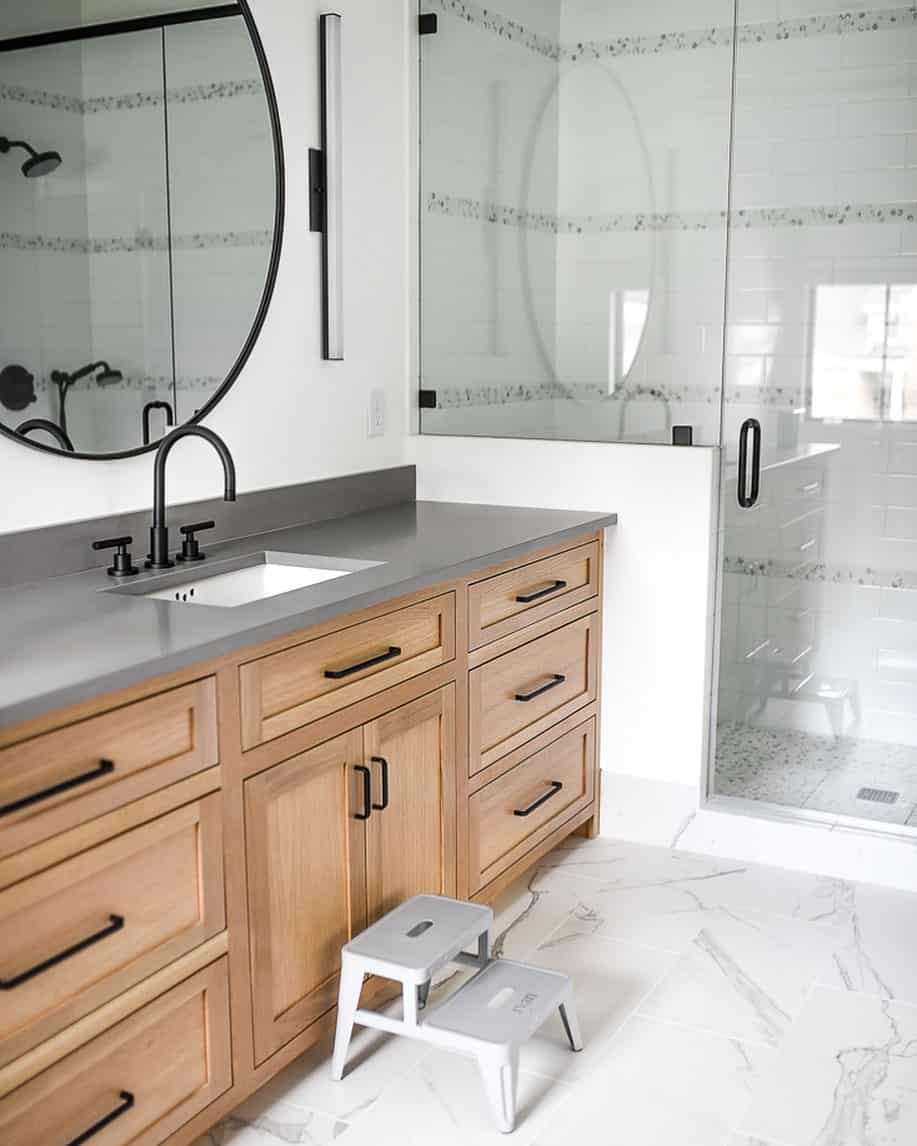 33 Stunning Gray Countertops for Your Next Renovation