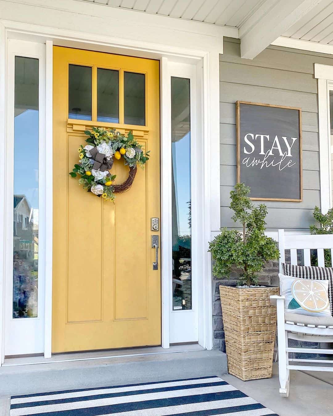 34 Farmhouse Front Door Fall Wreath Ideas To Charm Visitors