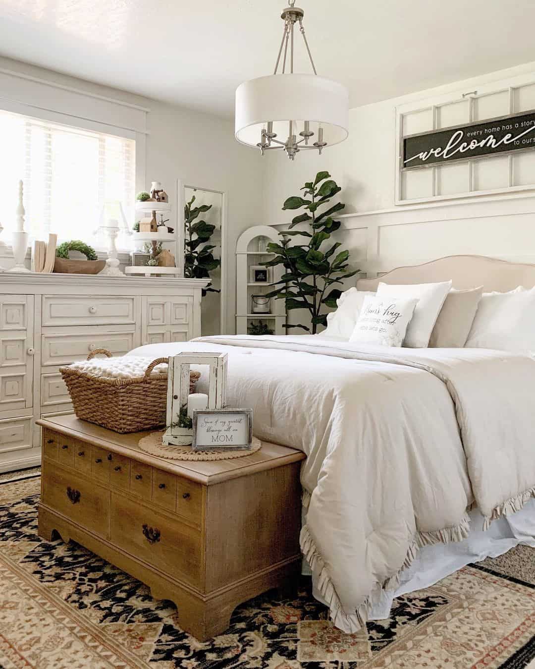 30 Bedroom Corner Ideas for Extra Storage and Décor