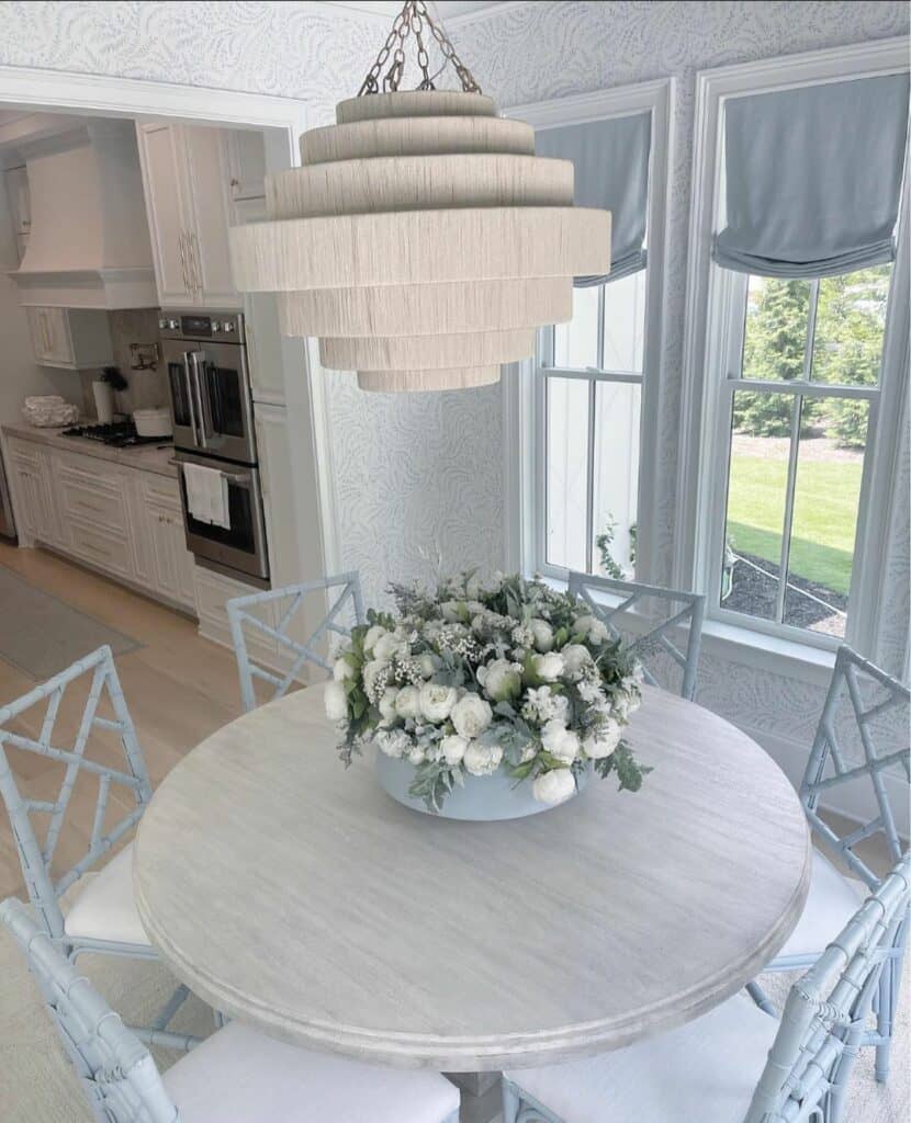 30 Spectacular Round Dining Table Centerpiece Ideas to Enhance Your Home
