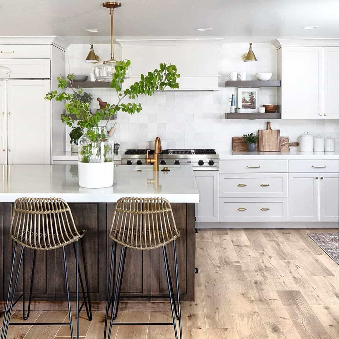24 Modern Range Hood Ideas to Give Your Kitchen A Facelift