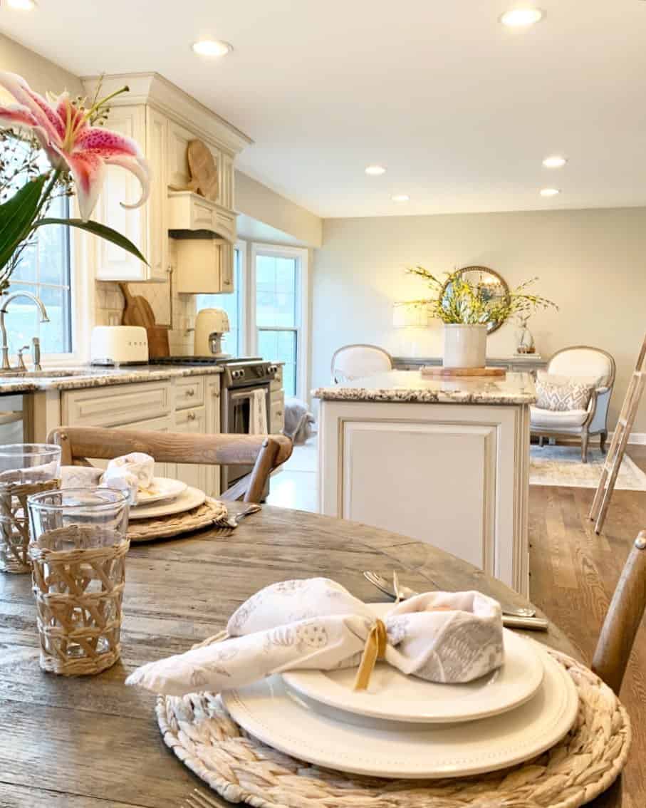 30 Everyday Table Setting Ideas to Enhance Your Meal