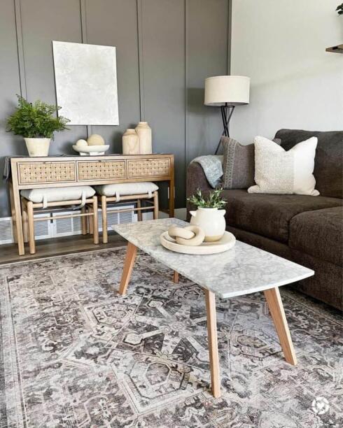 33 Gorgeous Console Table Décor Ideas to Wow Your Guests