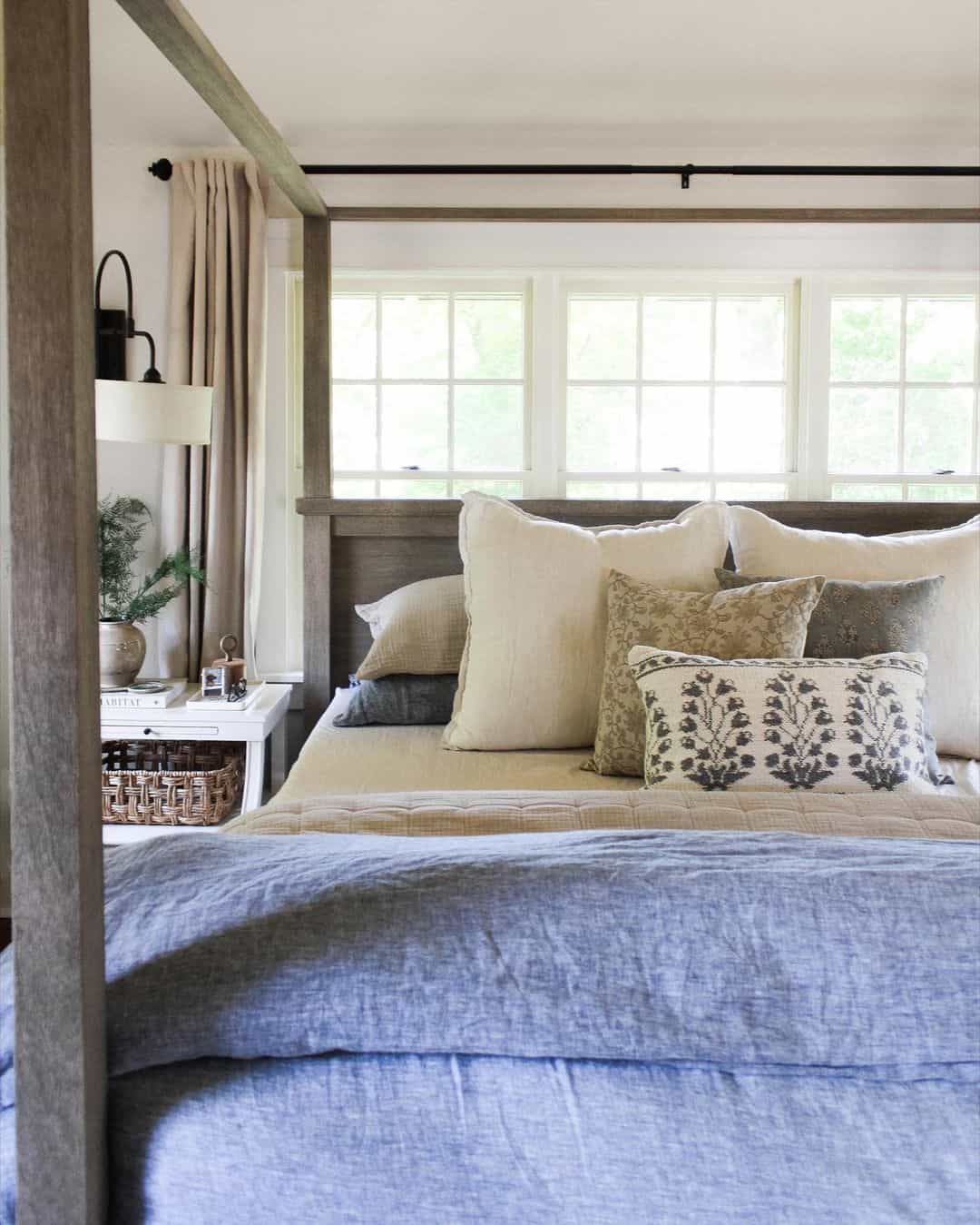21 Modern Bed In Front Of Window Ideas To Cozy-Up Your Bedroom