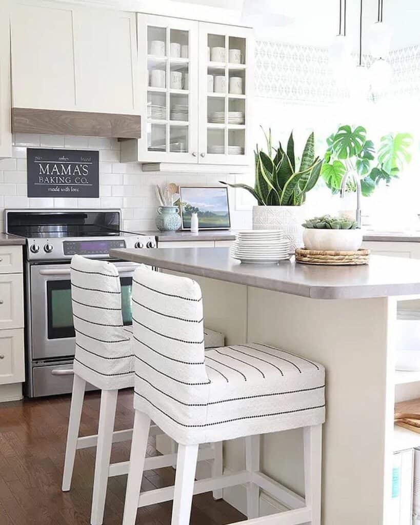 30 Simple and Charming Breakfast Bar Ideas You Can’t Miss