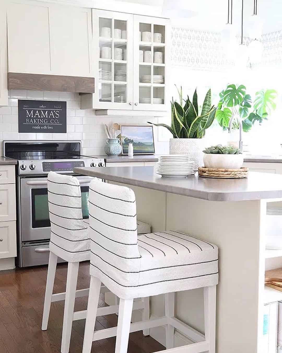 30 Simple and Charming Breakfast Bar Ideas You Can’t Miss