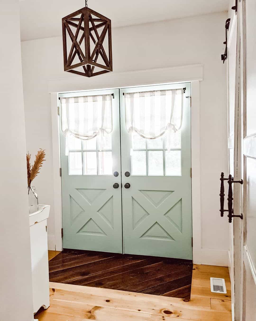 29 Low Ceiling Entryway Lighting Ideas for Inspired Illumination