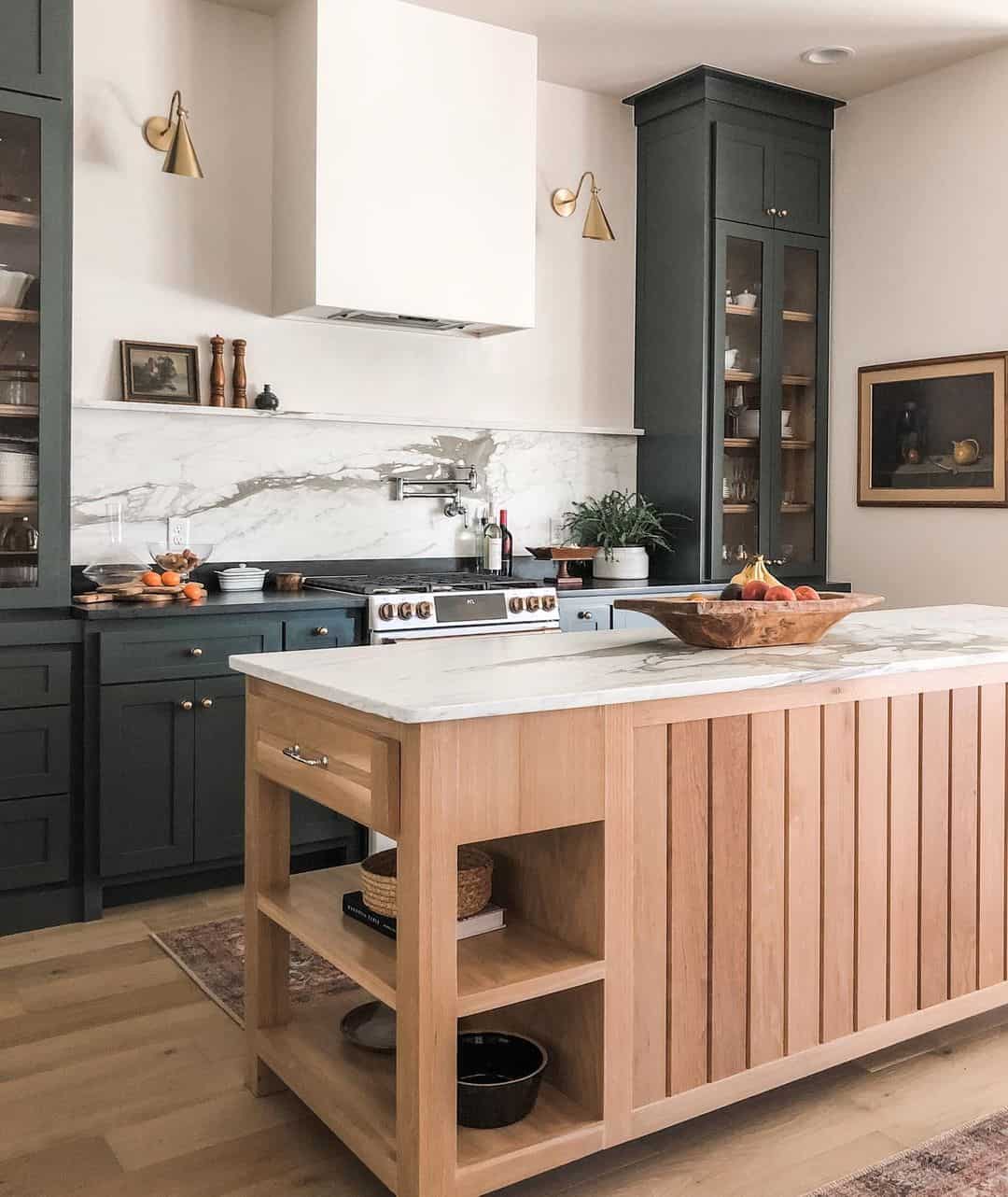 35 White Range Hood Ideas to Complement Any Kitchen