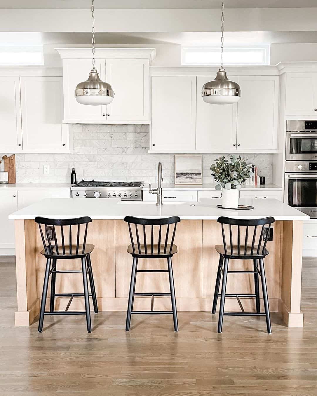 35 Ideas for a Modern Kitchen Island To Utilize Your Kitchen Space