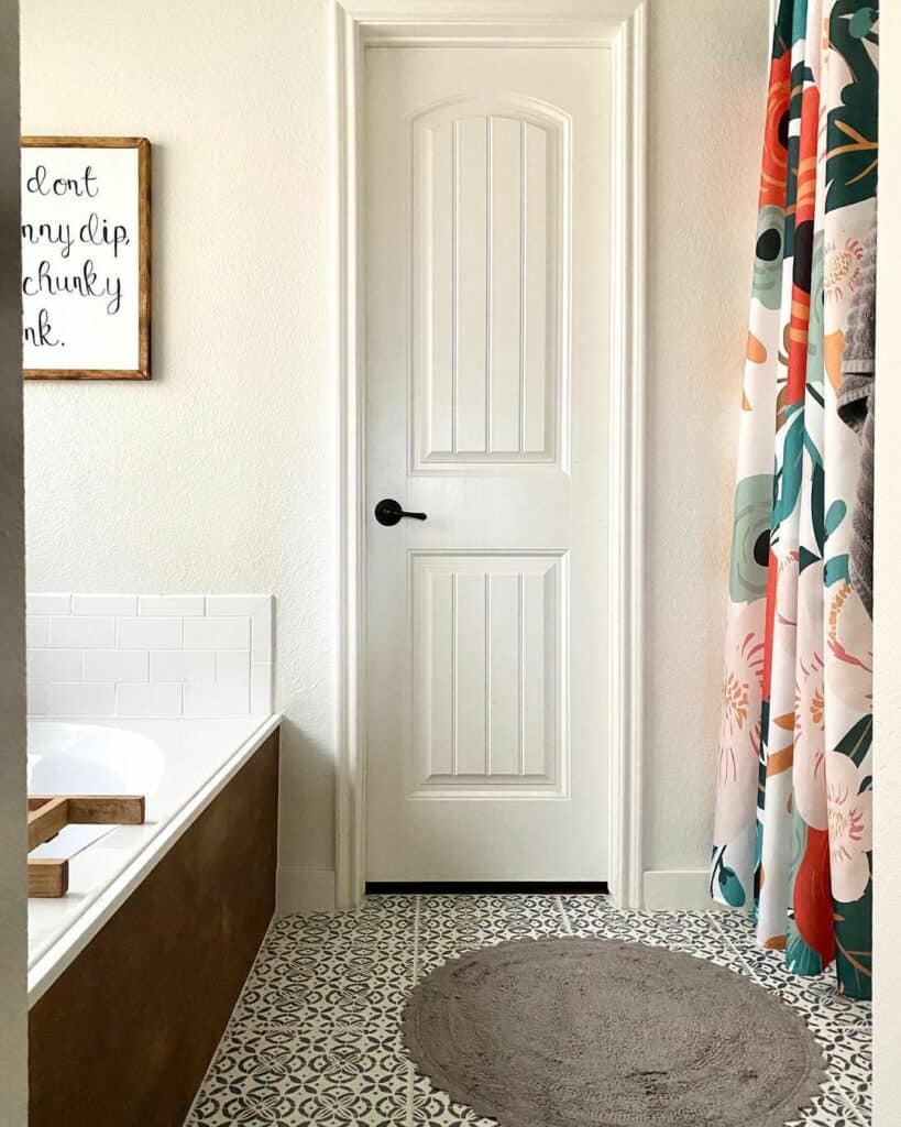 31 Impressive Bathroom Door Ideas for Eye-Catching Impact
