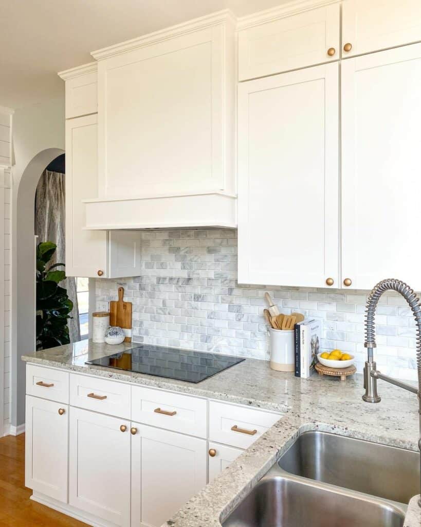 34 Off-White Kitchen Cabinets for a New Take on White