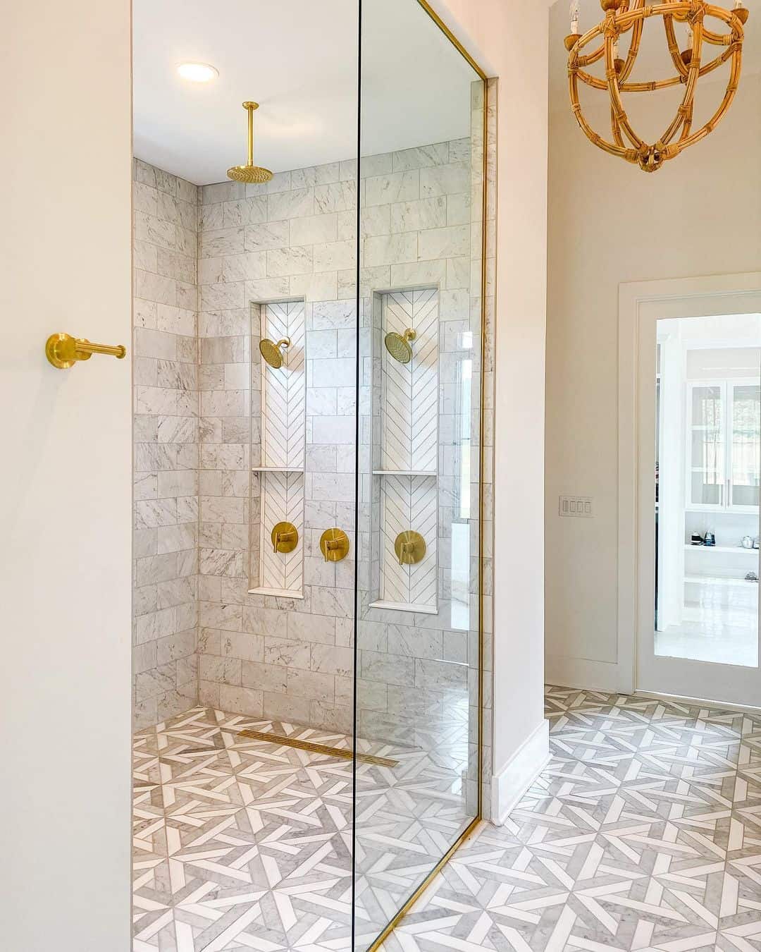 26 Stunning Modern Shower Ideas to Elevate Your Bathroom