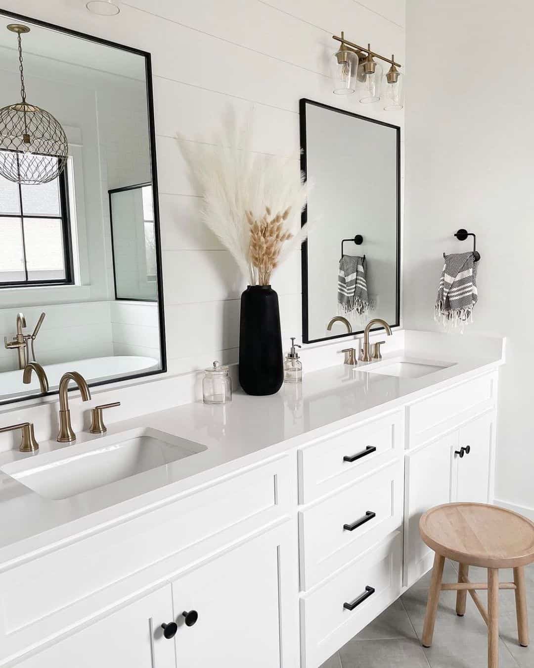34 Bathroom Stool Ideas to Create a Spa-like Space