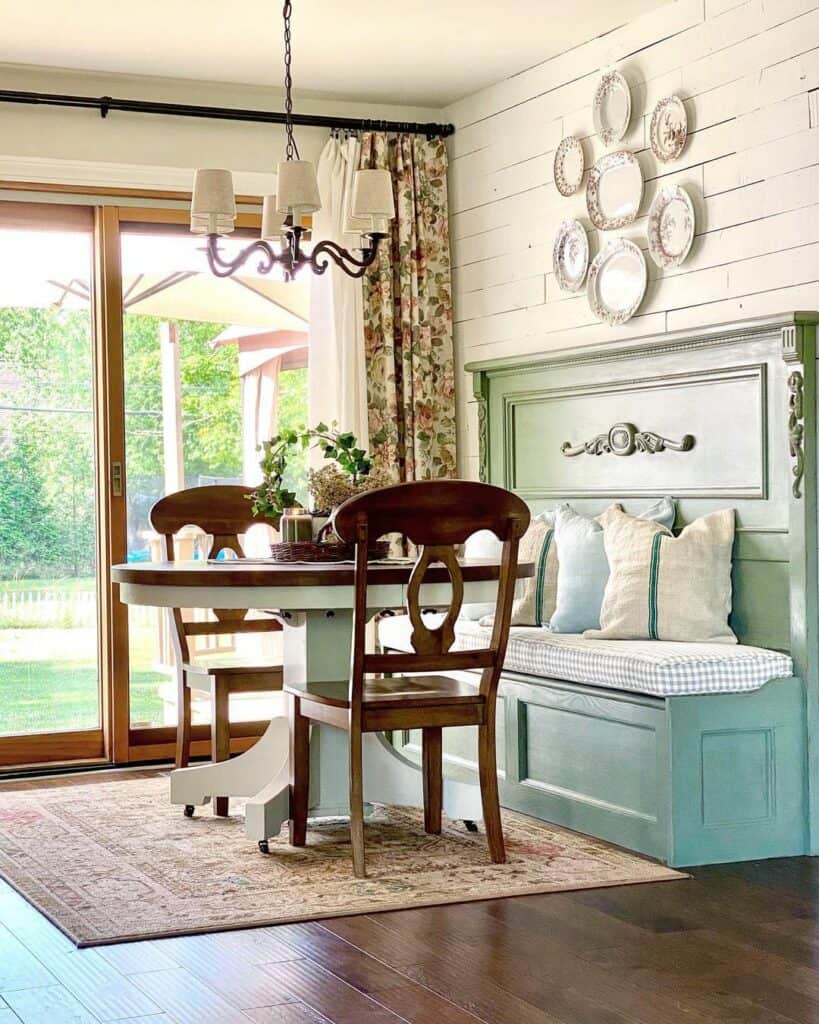 25 Cozy Breakfast Nook Benches That Will Make You Linger