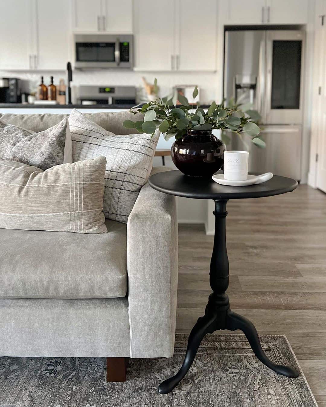 28 Beautiful Black End Tables to Grace Your Living Room