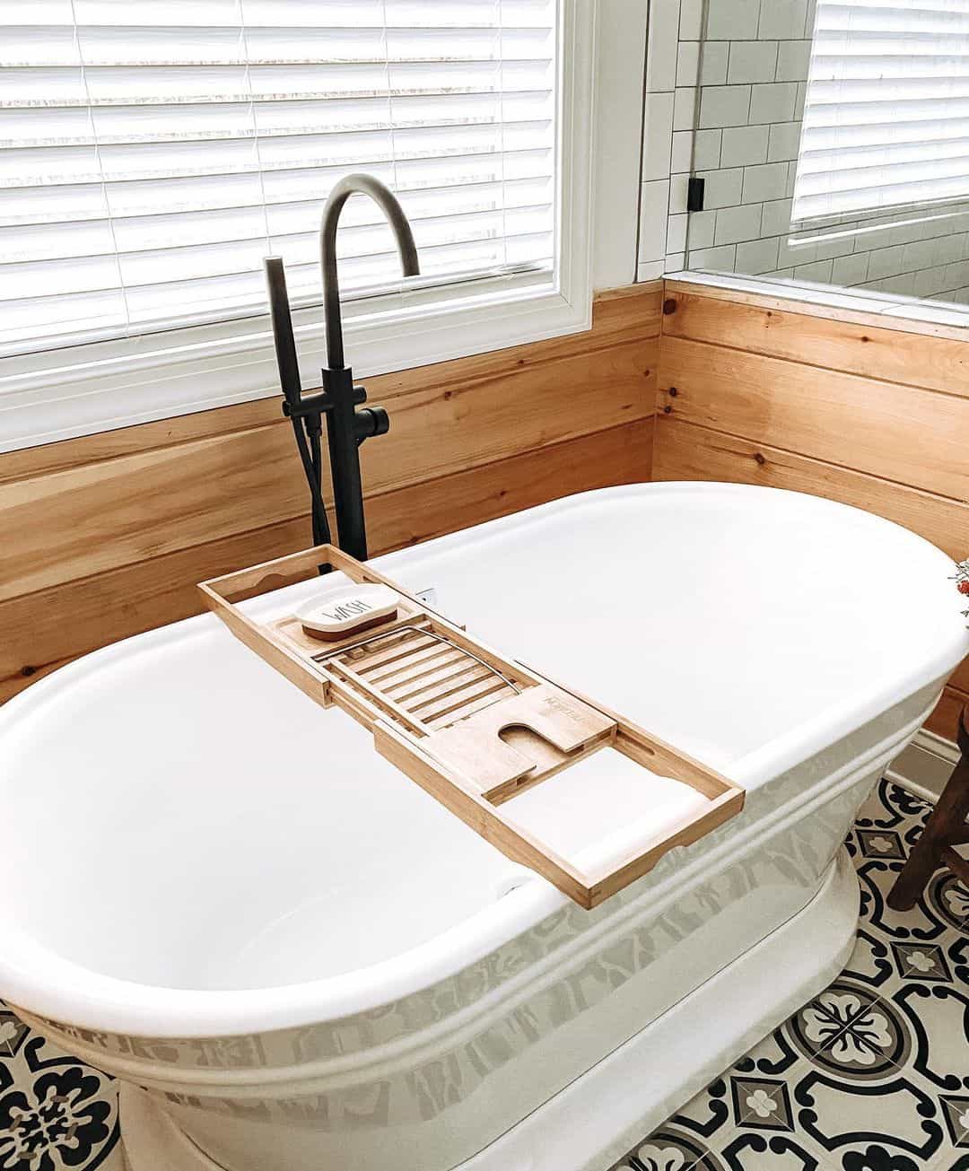 26 Design Inspirations for a Freestanding Tub With Shower