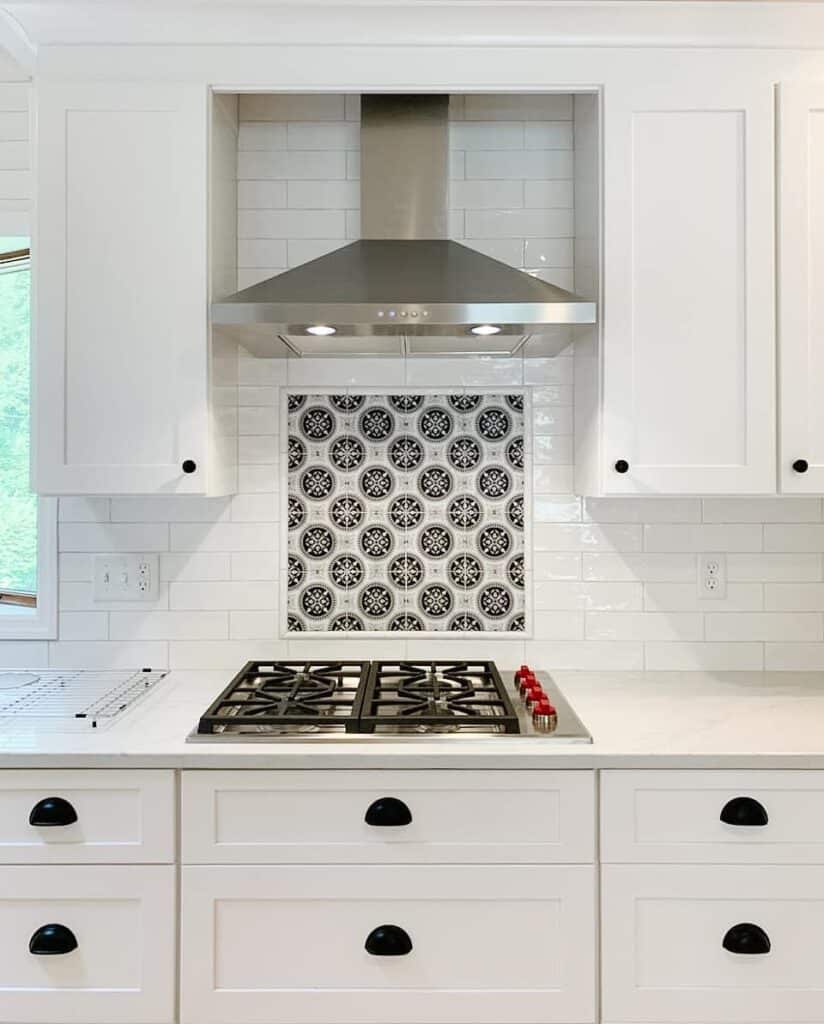 19 Accent Tile Above Range Ideas That Make a Bold Statement