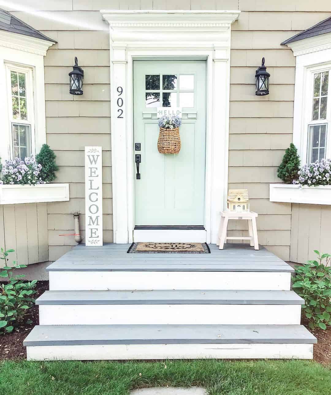 30 Front Step Ideas to Welcome Guests and Boost Curb Appeal