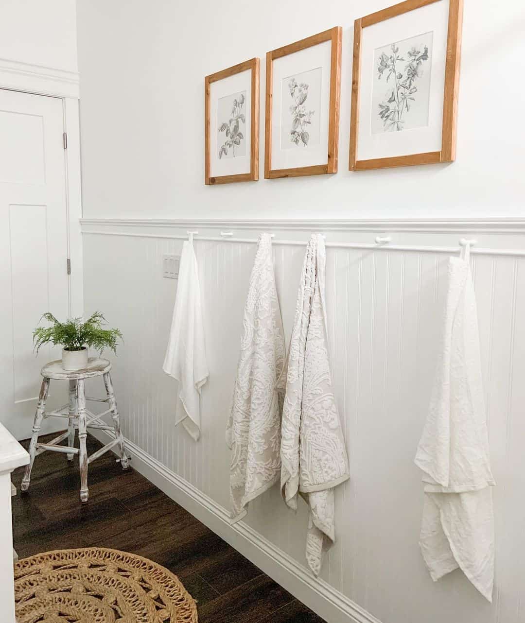 19 Beadboard Bathroom Ideas That Will Never Go Out of Style