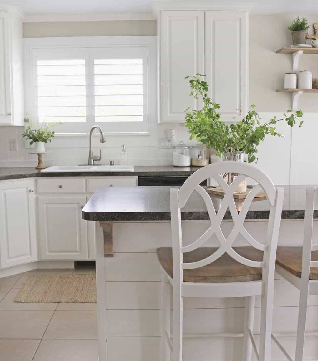 30 Simple and Charming Breakfast Bar Ideas You Can’t Miss