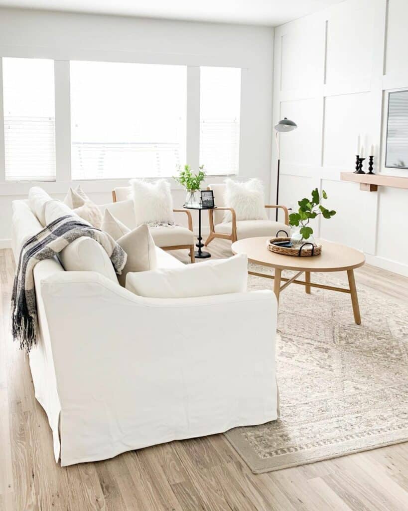 32 White Couch Living Rooms Ideas to Transform Your Seating Space