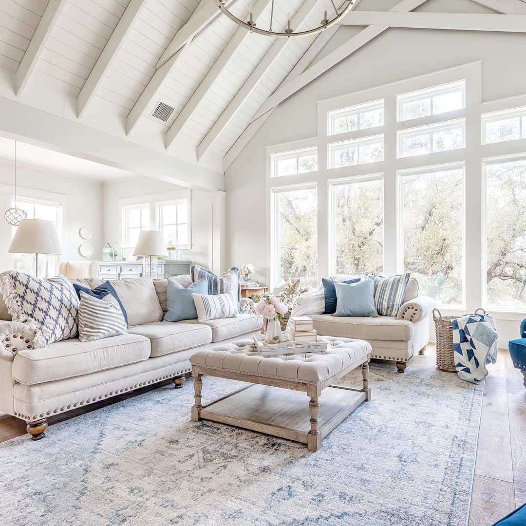 30 Modern Window Trim Ideas for Bright and Eye-Catching Spaces