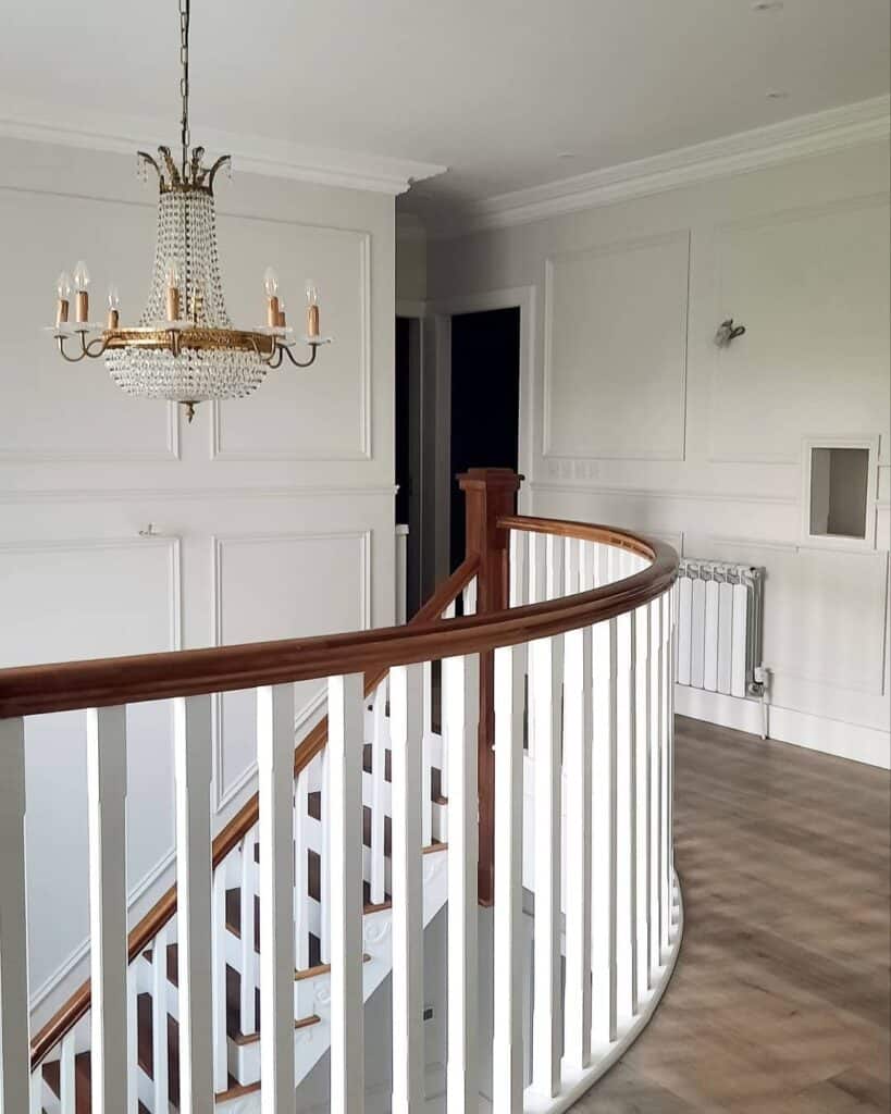 23 Staircase Chandelier Inspirations To Transform Your Home