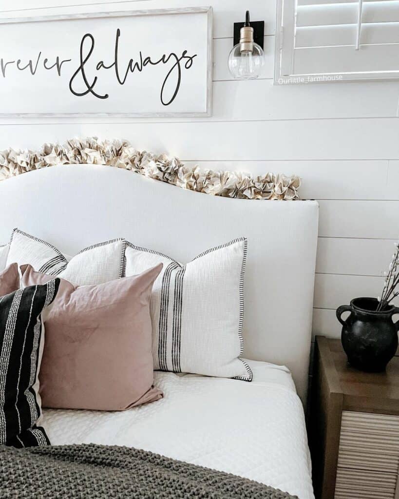 30 Refreshing Spring Garland Ideas to Celebrate the Season