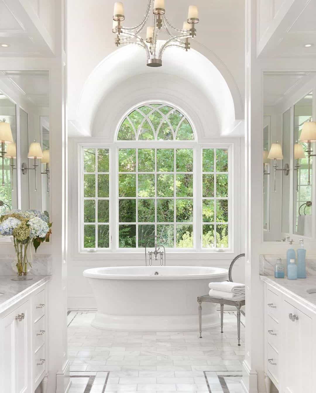 30 Classic Window Grids That Create a Decorative Accent