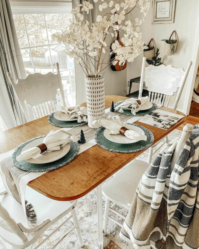 33 Table Runner Ideas to Enhance Your Dining Experience