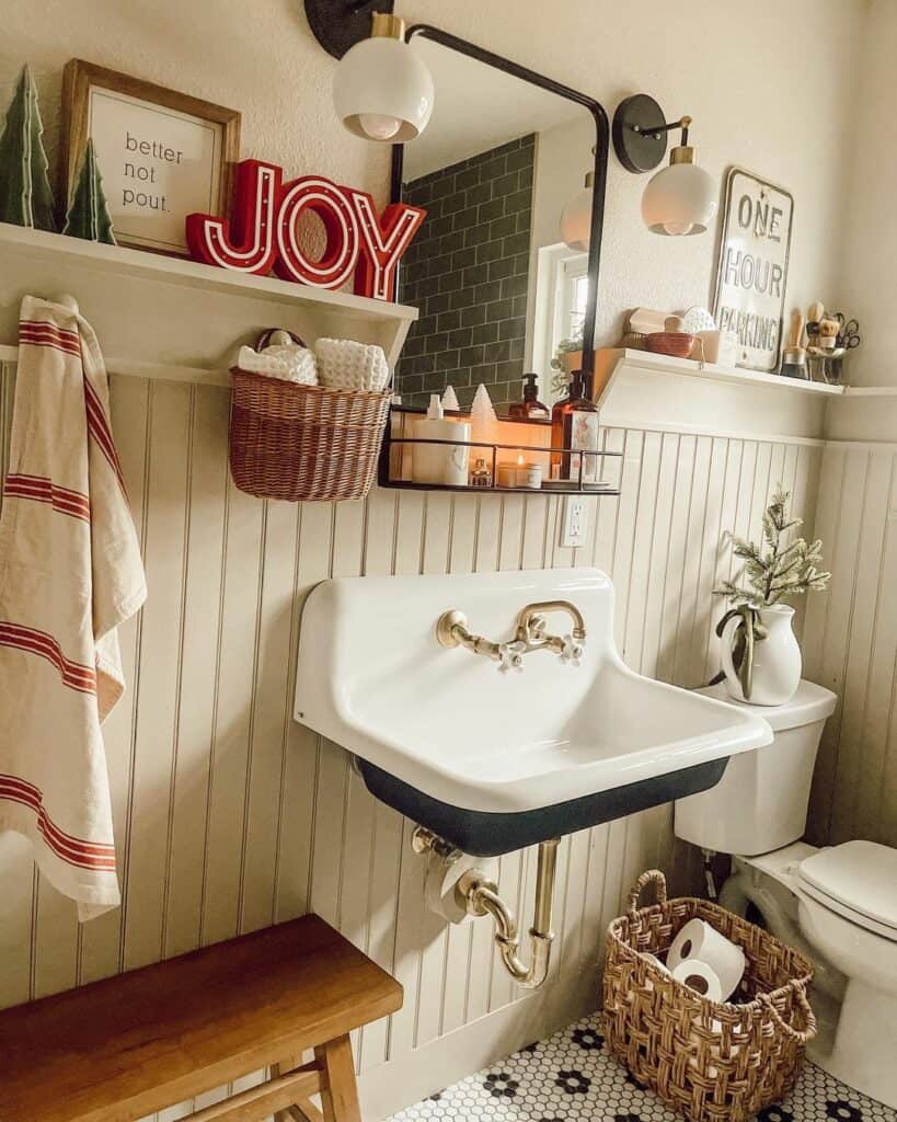 29 Wainscoting Bathroom Designs To Transform Your Space