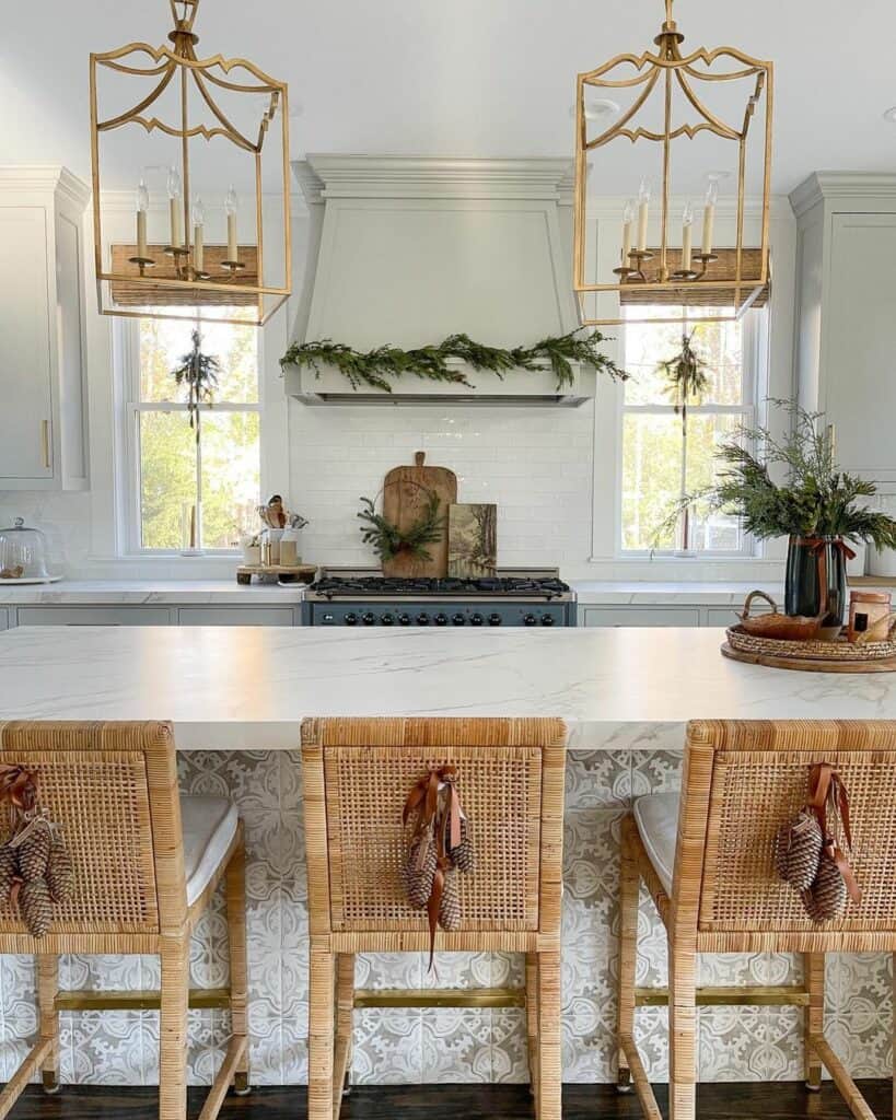34 Farmhouse Kitchen Lighting Ideas to Spark Inspiration