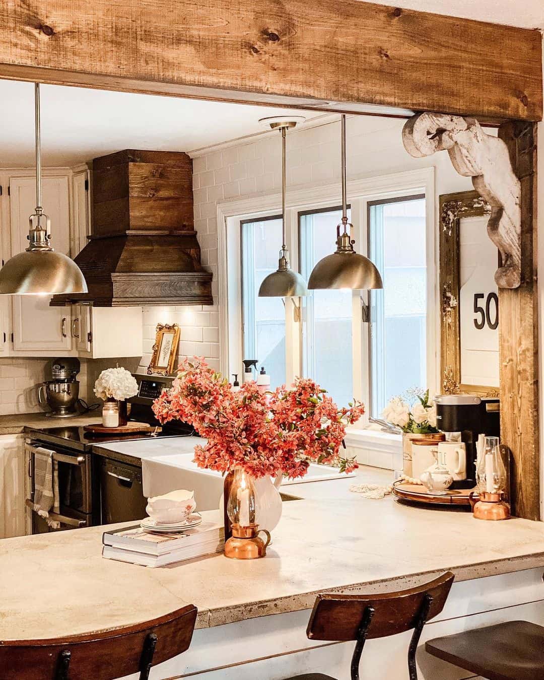 28 Corner Kitchen Cabinet Ideas and Layouts to Maximize Your Space