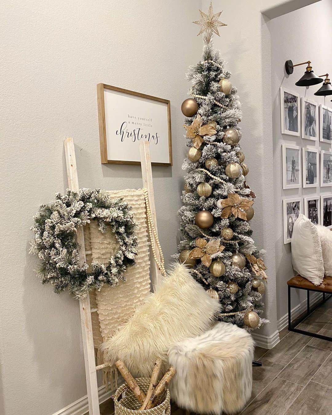 33 Slim Christmas Tree Decorating Ideas for Small Spaces